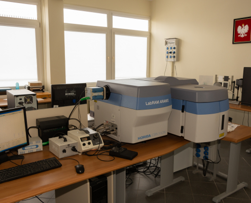 High Pressure Spectroscopy – Condensed Matter Spectroscopy Division